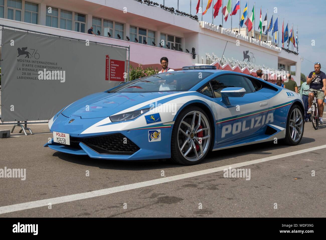 Lamborghini police Banque de photographies et d’images à haute ...