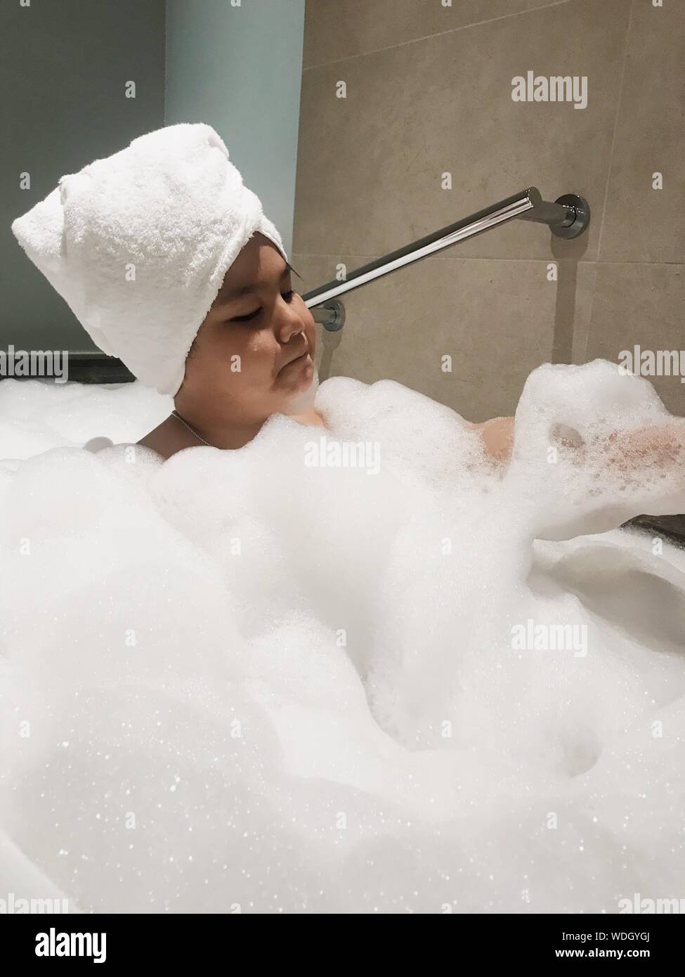 Bubble boy Banque de photographies et d’images à haute résolution - Alamy
