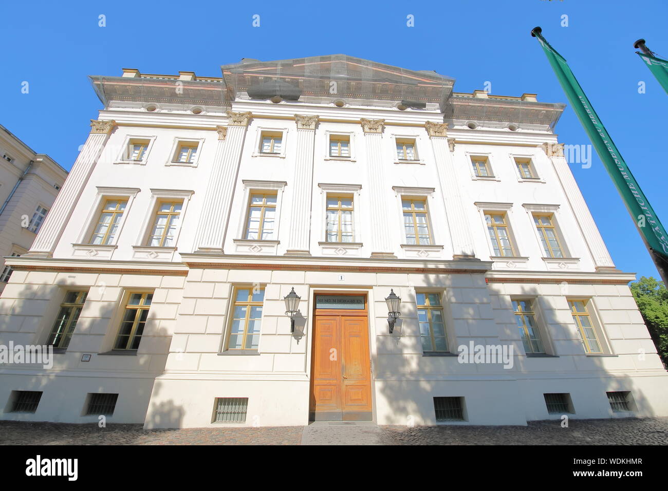 Galerie berggruen Banque de photographies et d’images à haute ...