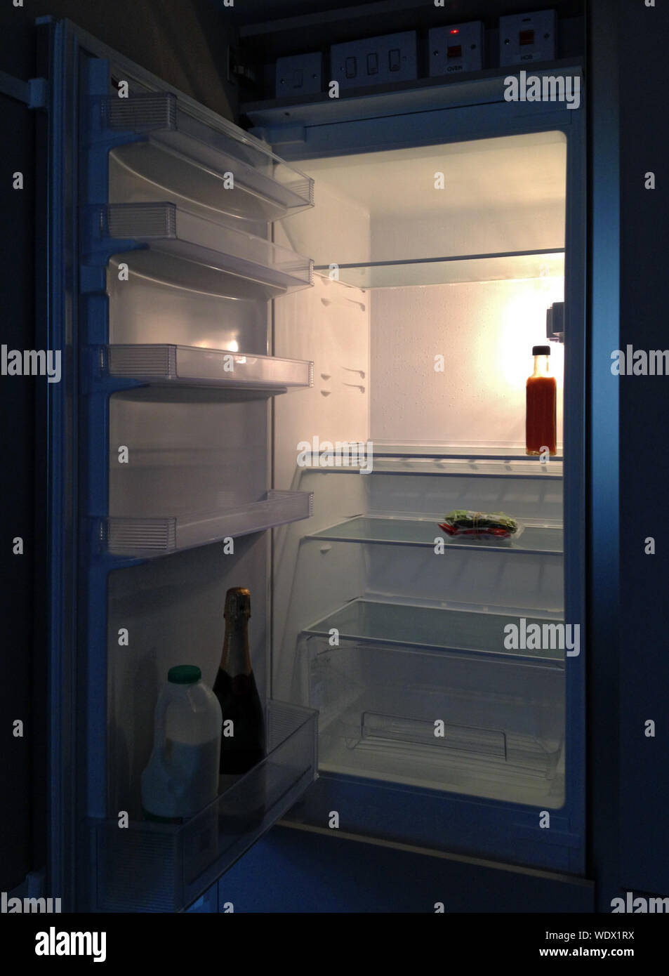 Frigo ouvert Banque de photographies et d’images à haute résolution - Alamy