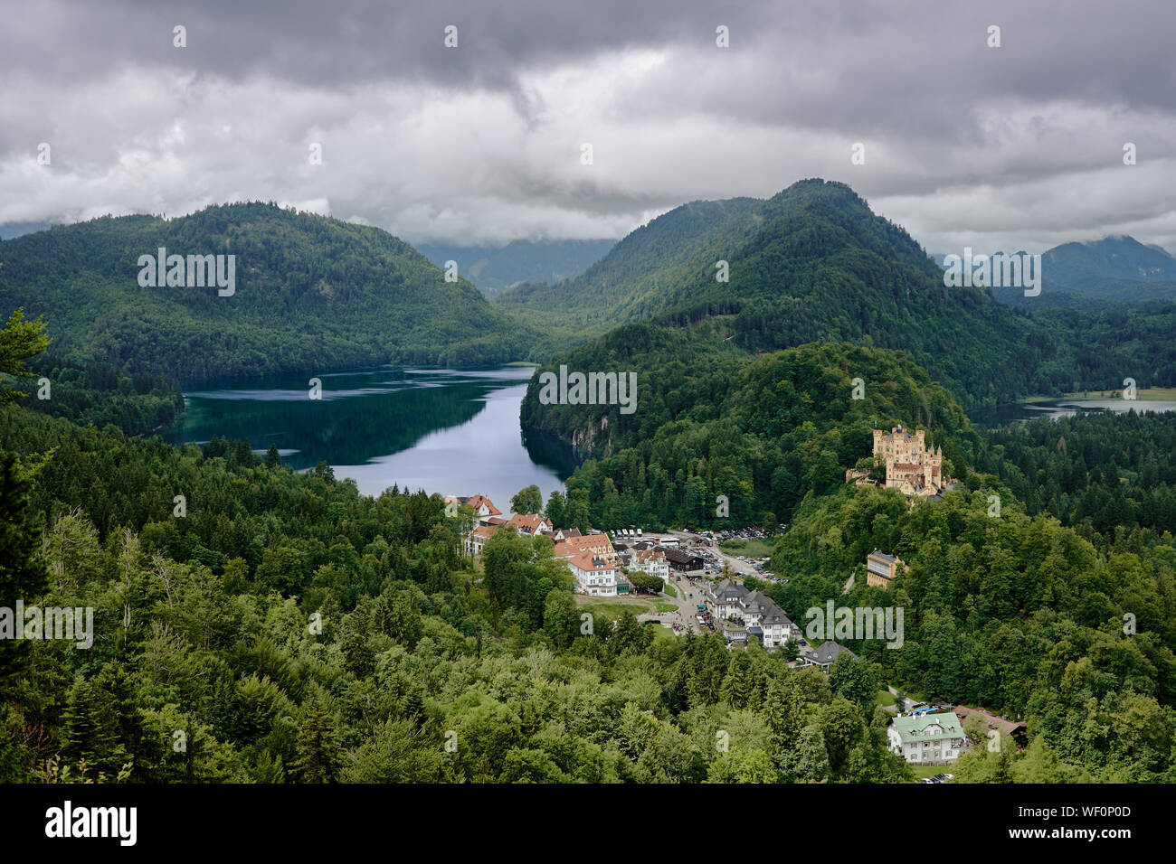 Neuschwanstein castle and lake alpsee Banque de photographies et d ...