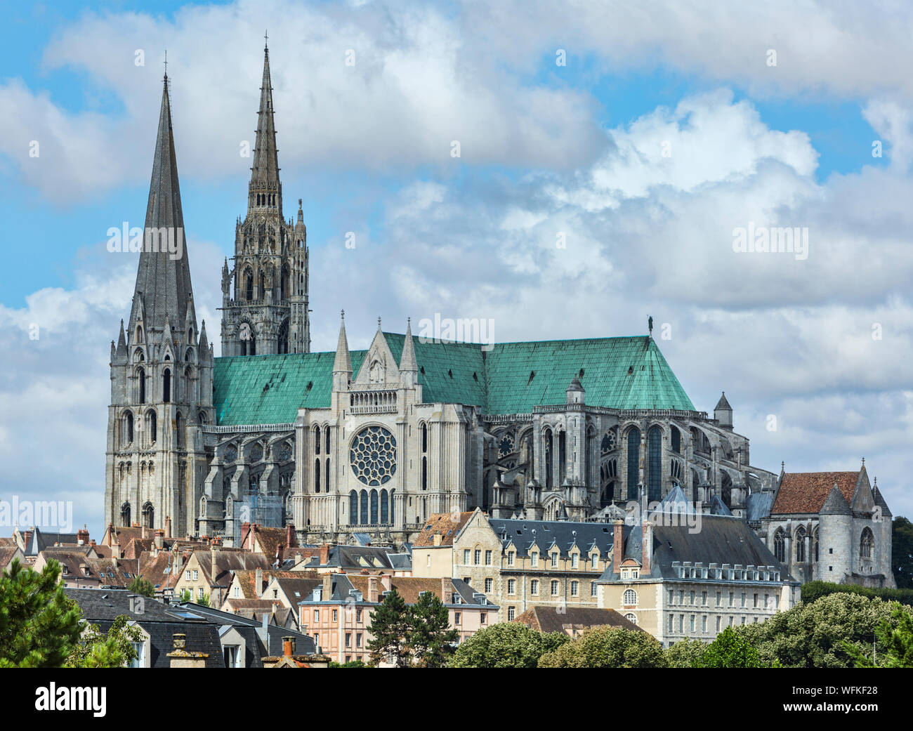 Extérieur Cathédrale De Chartres Banque d'image et photos - Alamy