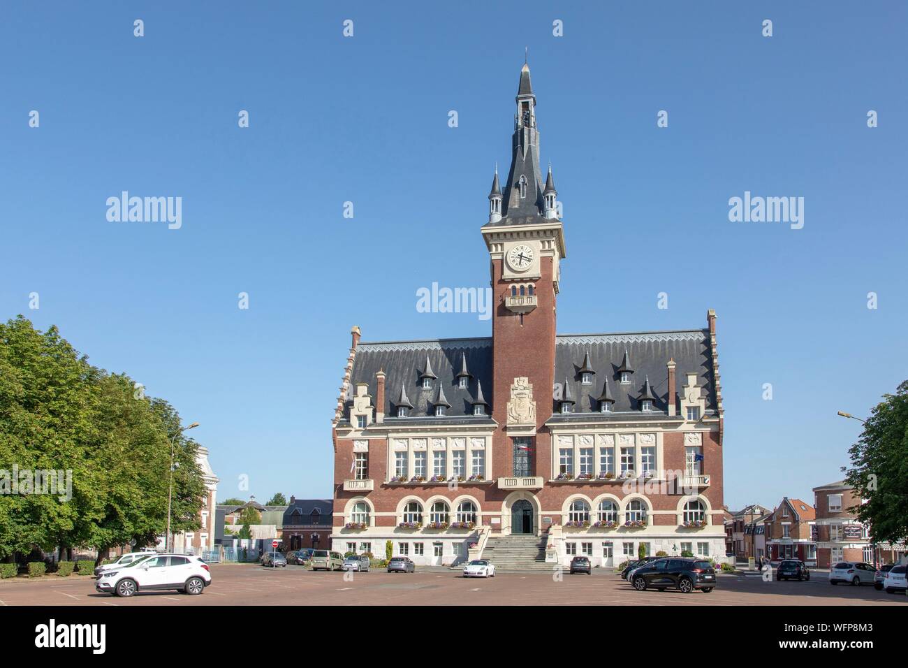 Town hall albert france Banque de photographies et d’images à haute ...