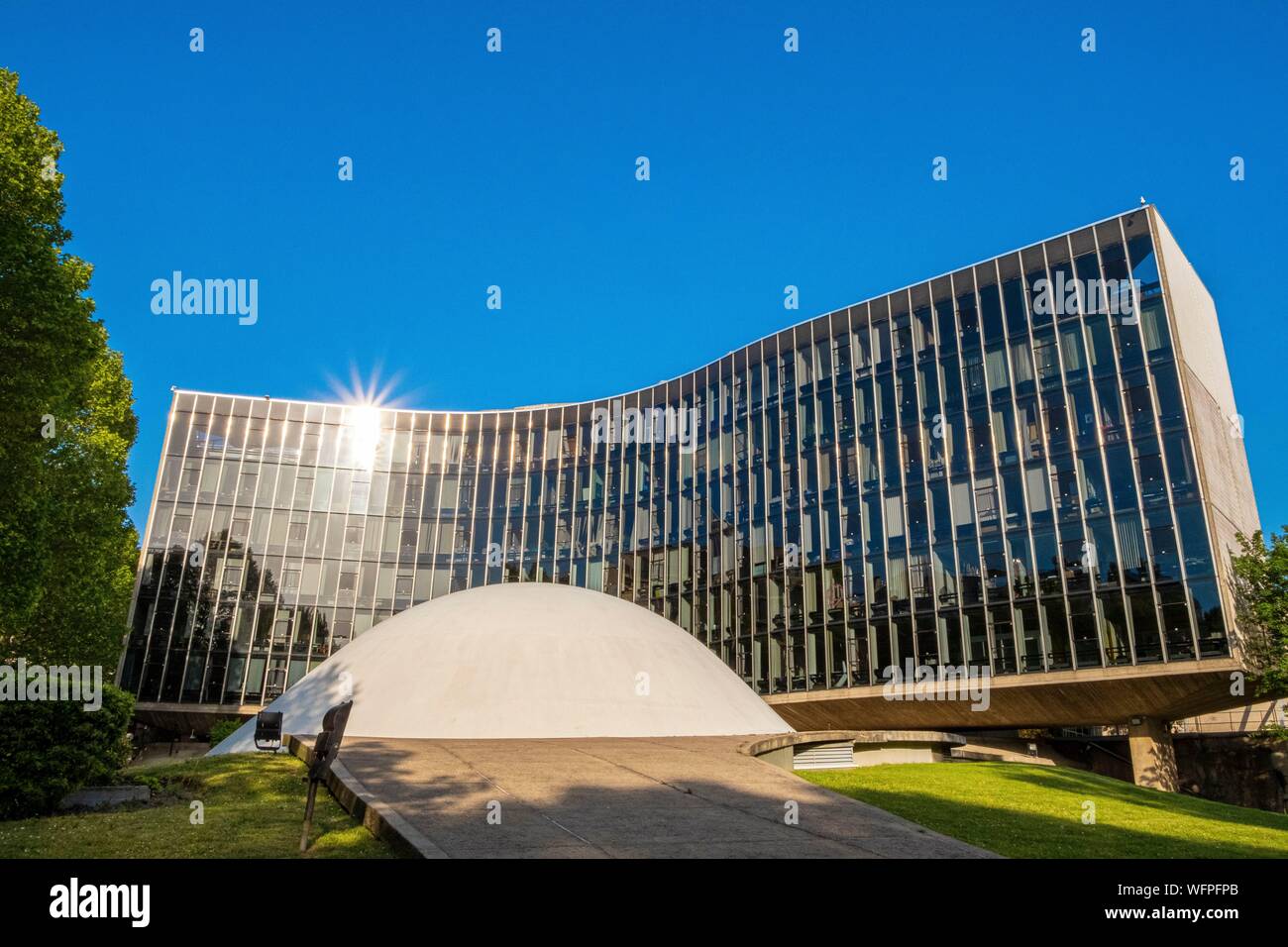Pcf paris Banque de photographies et d’images à haute résolution - Alamy