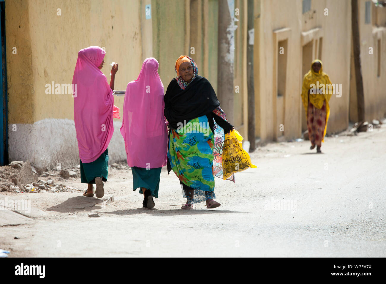 Somali women Banque de photographies et d’images à haute résolution - Alamy