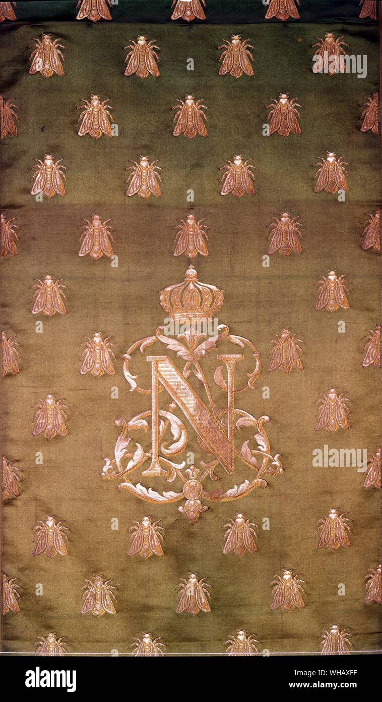 Damassé vert et or avec le Crest de Napoléon III et d'abeilles. Charles ...