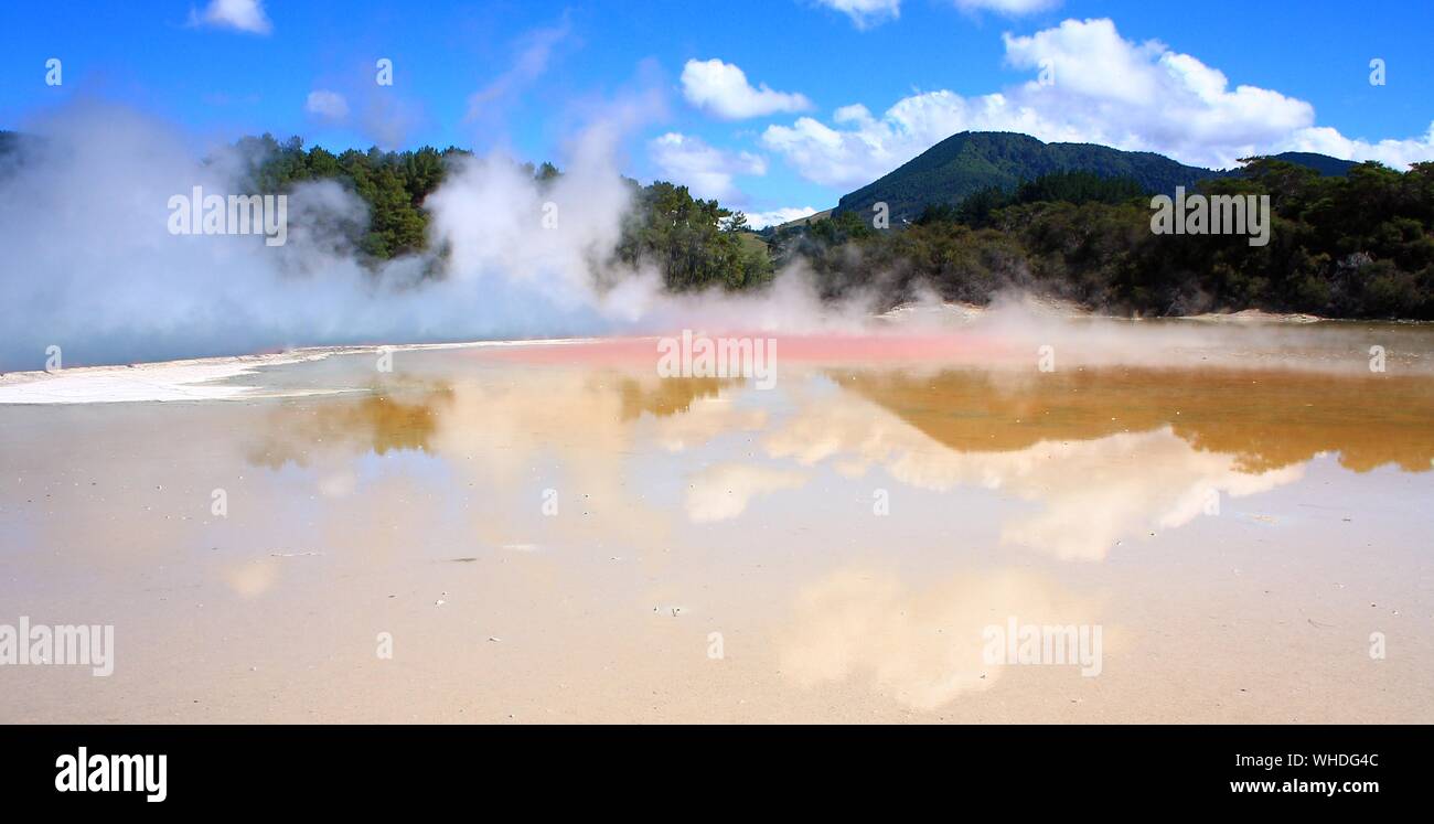 La piscine de champagne Banque de photographies et d’images à haute ...
