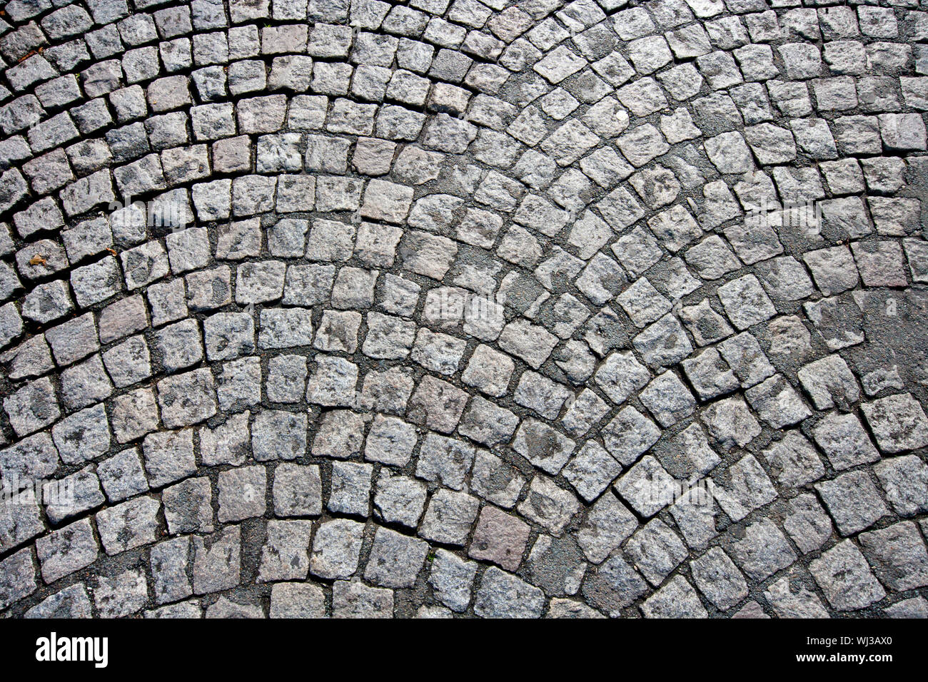 Cobbled Street Of Paris Photos & Cobbled Street Of Paris Images - Alamy