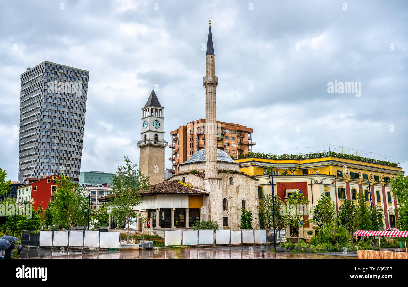 Ethem bey mosque Banque de photographies et d’images à haute résolution ...