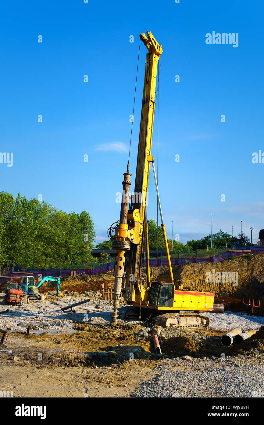 Rotary drilling rig Banque de photographies et d’images à haute ...