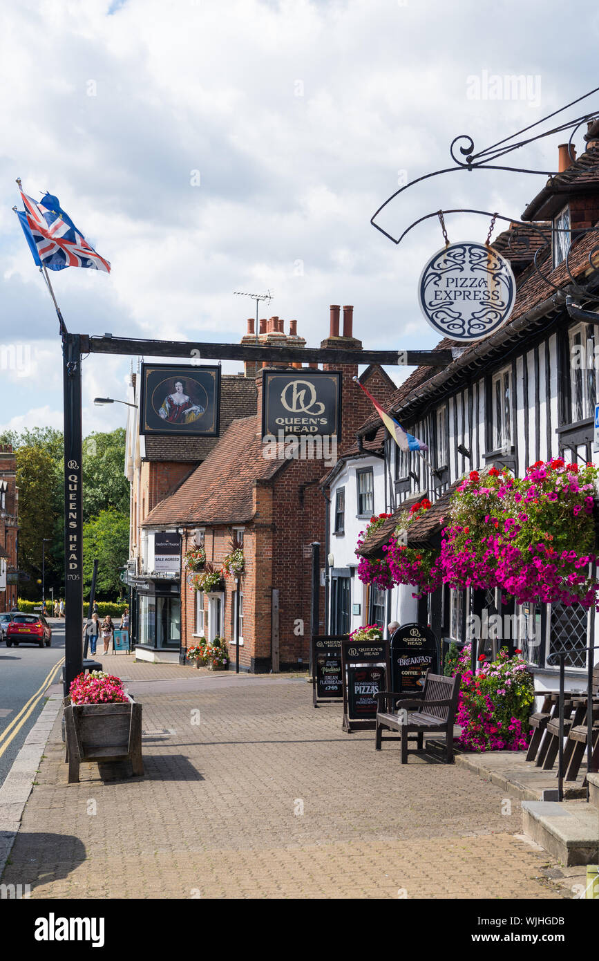 Pinner high street Banque de photographies et d’images à haute ...