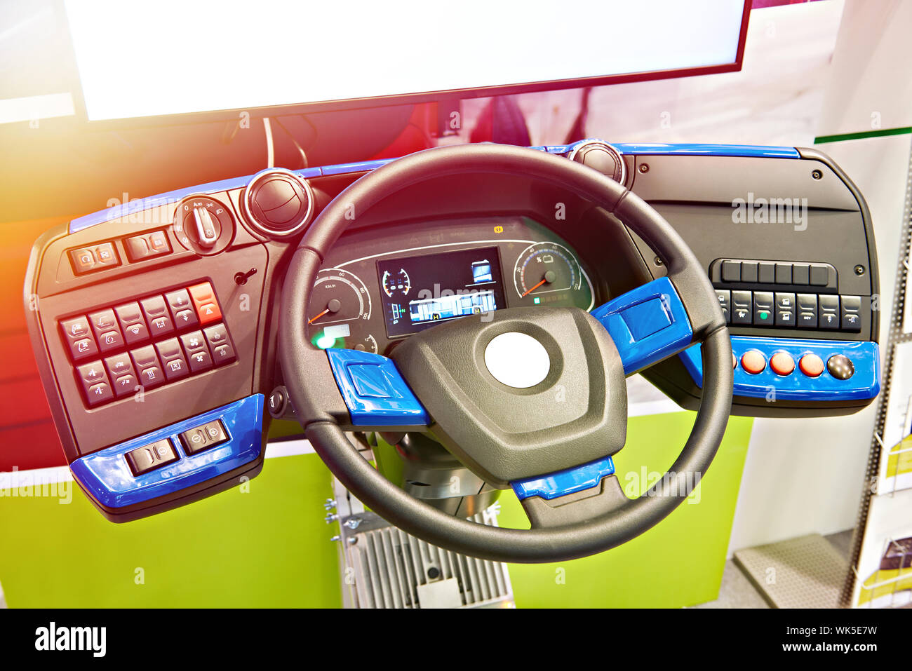 Boutons de bord du tableau de bord cockpit auto Banque de photographies ...