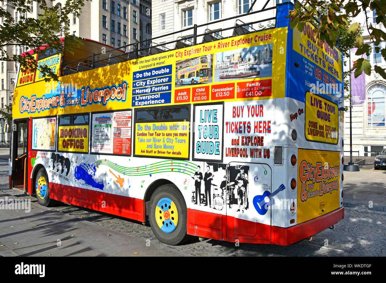 Passagers du tourisme en bus Banque de photographies et d’images à ...