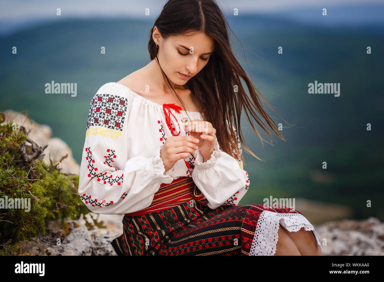 Blouse roumaine Banque de photographies et d’images à haute résolution ...