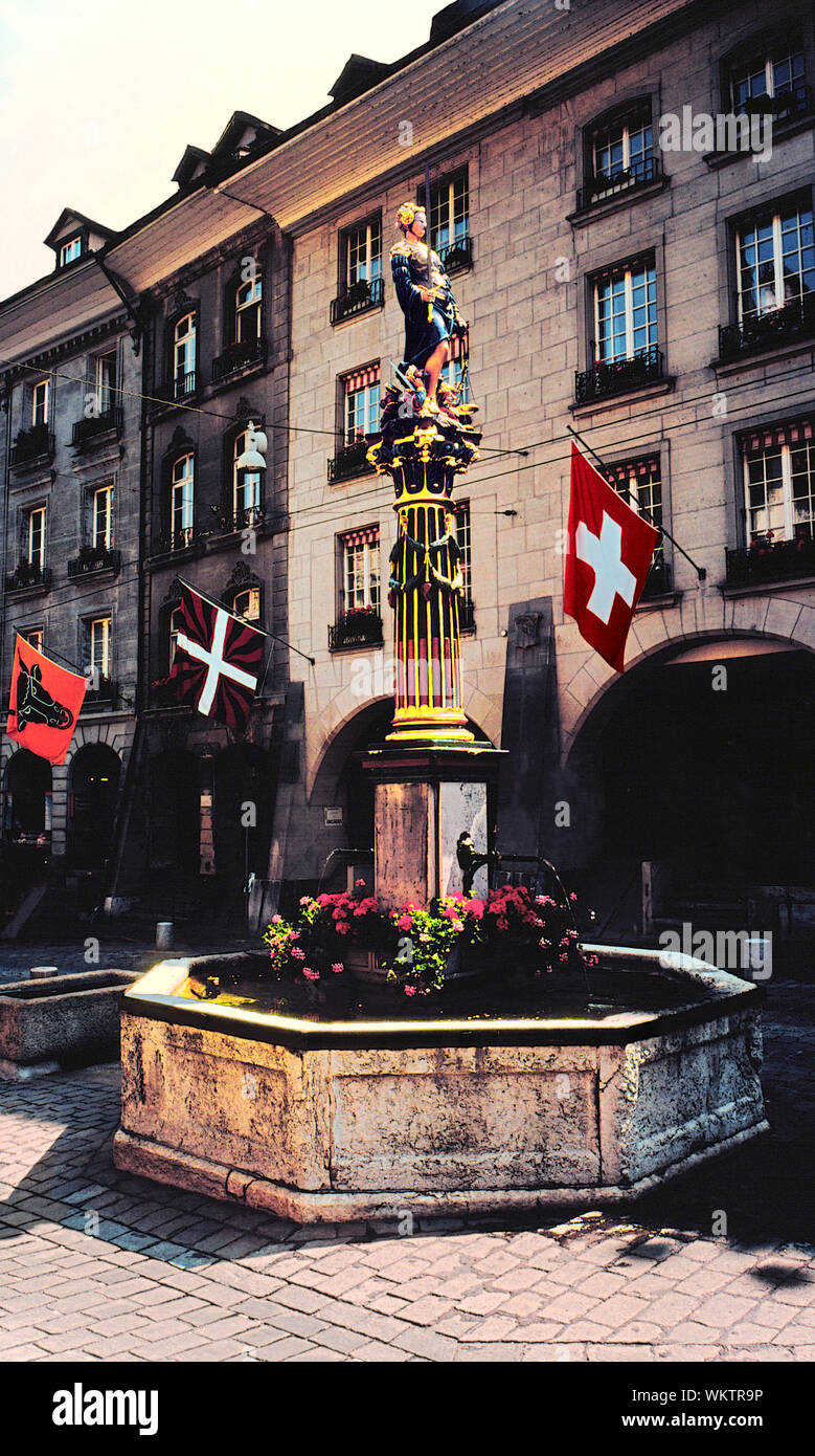 Justice fountain gerechtigkeitsbrunnen bern Banque de photographies et d’images à haute ...
