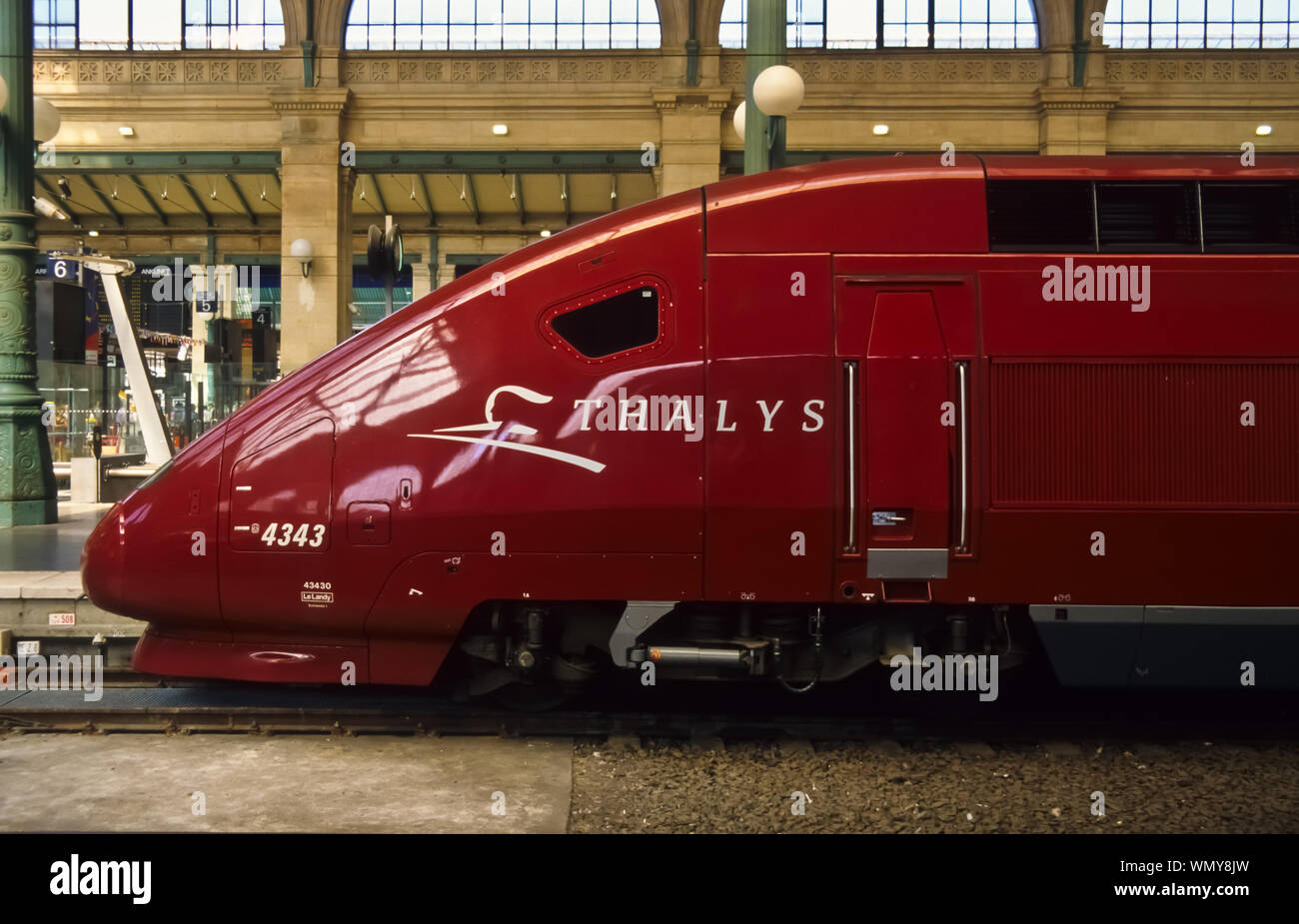 Tgv bullet trains gare gare Banque de photographies et d’images à haute ...