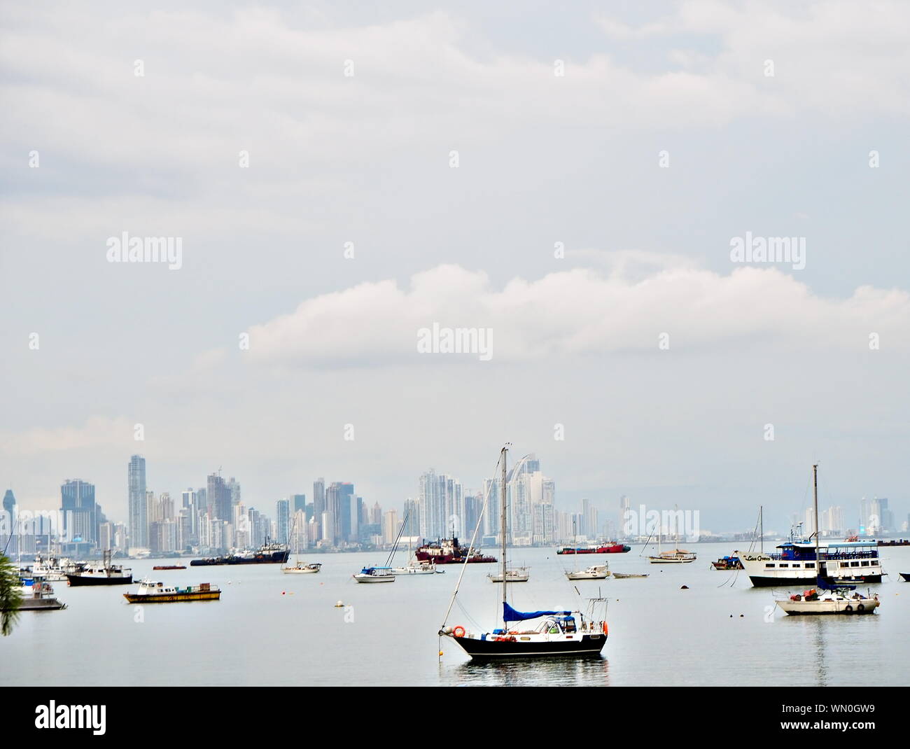 Gratte ciel de la ville de panama Banque de photographies et d’images à ...