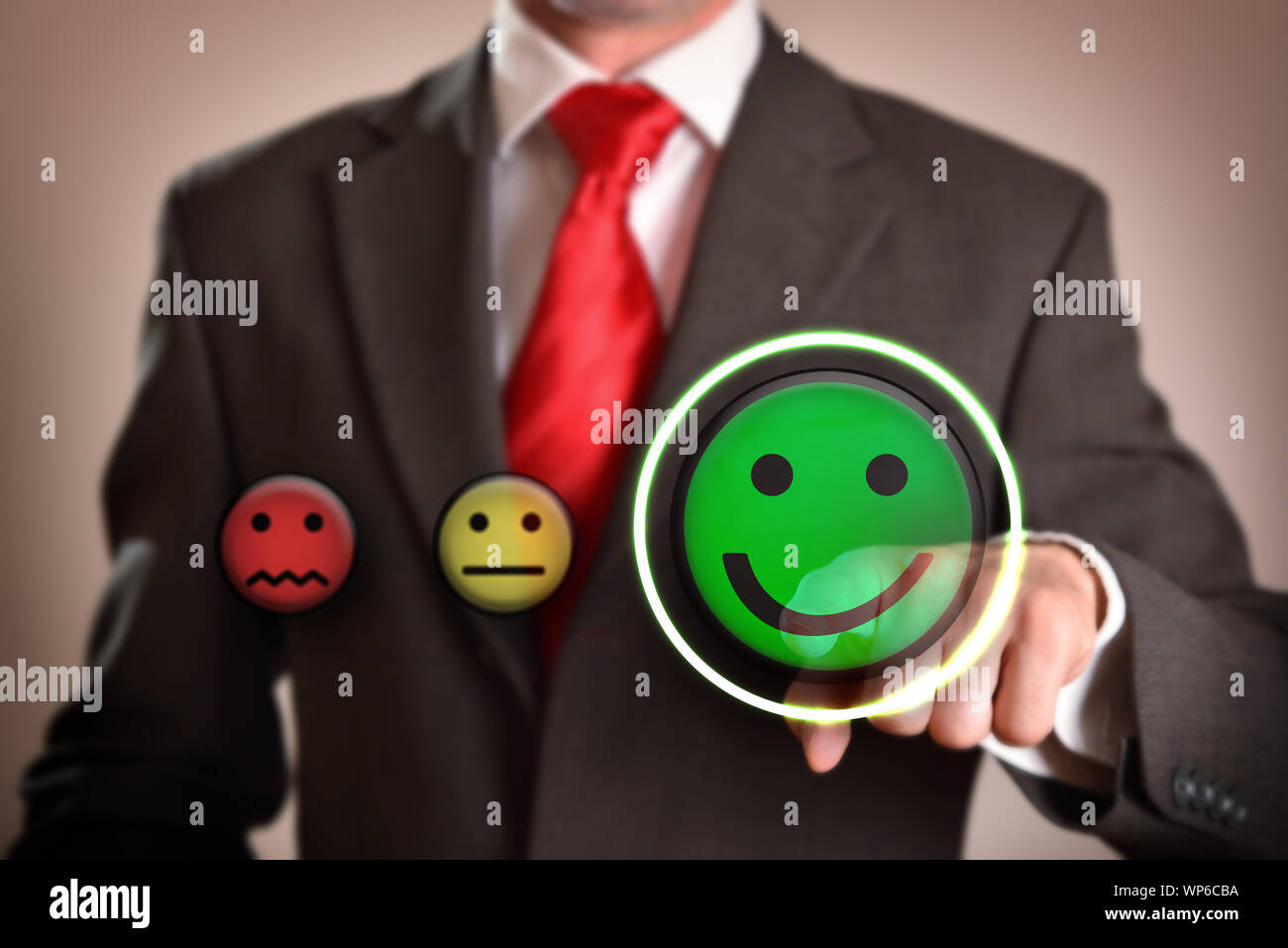 Smiley emoji pour le travail Banque de photographies et d’images à ...