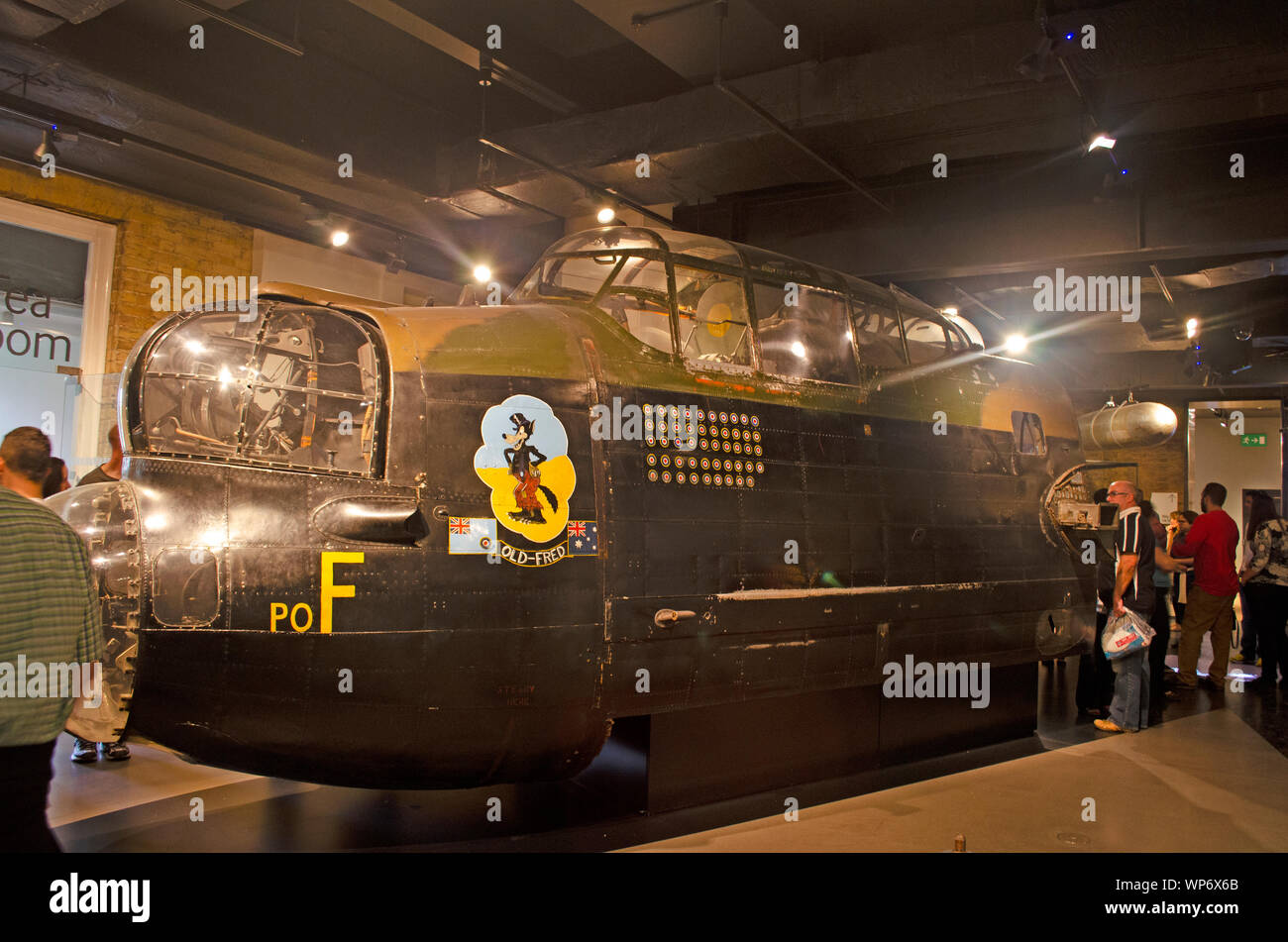 683 Avro Lancaster Mk 1, Old Fred nez à l'Imperial War Museum, Londres ...