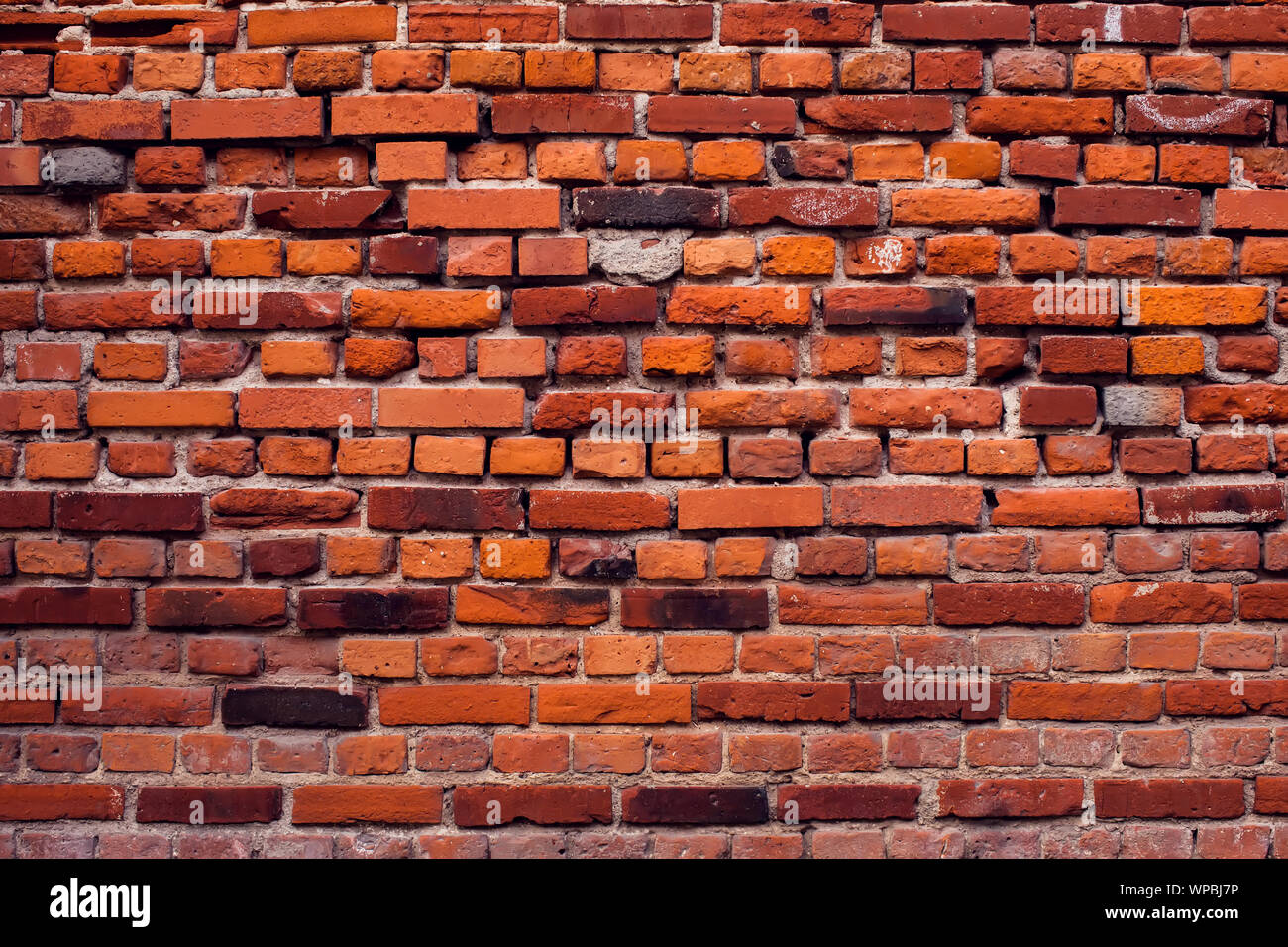 Immeuble En Briques Rouges Banque d'image et photos - Alamy