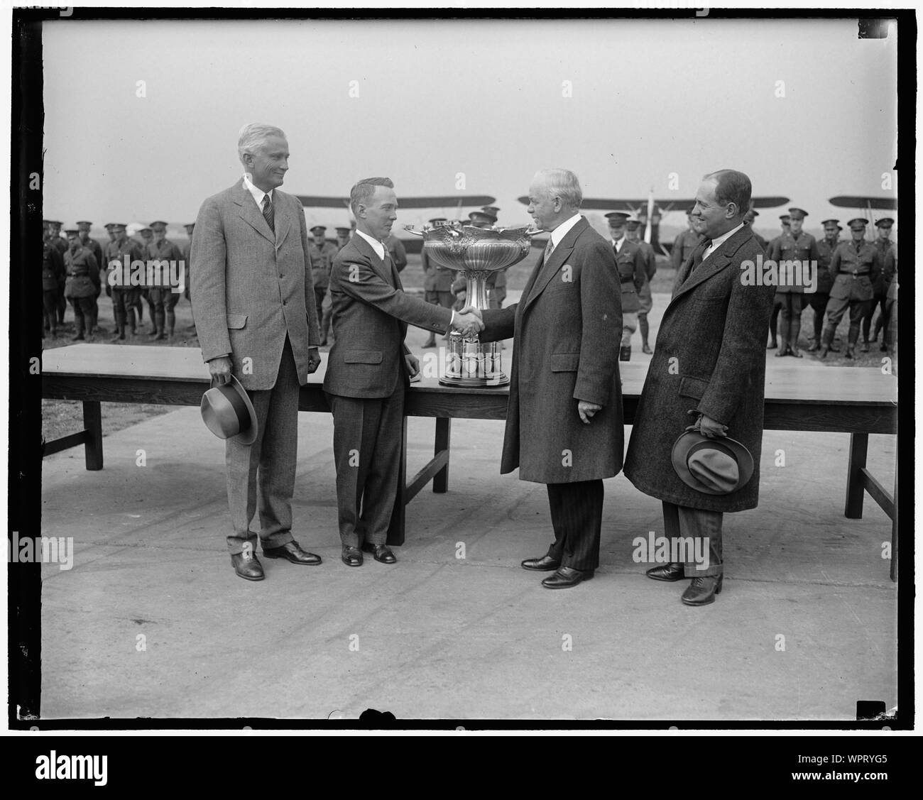 Lieut sutton Banque de photographies et d’images à haute résolution - Alamy