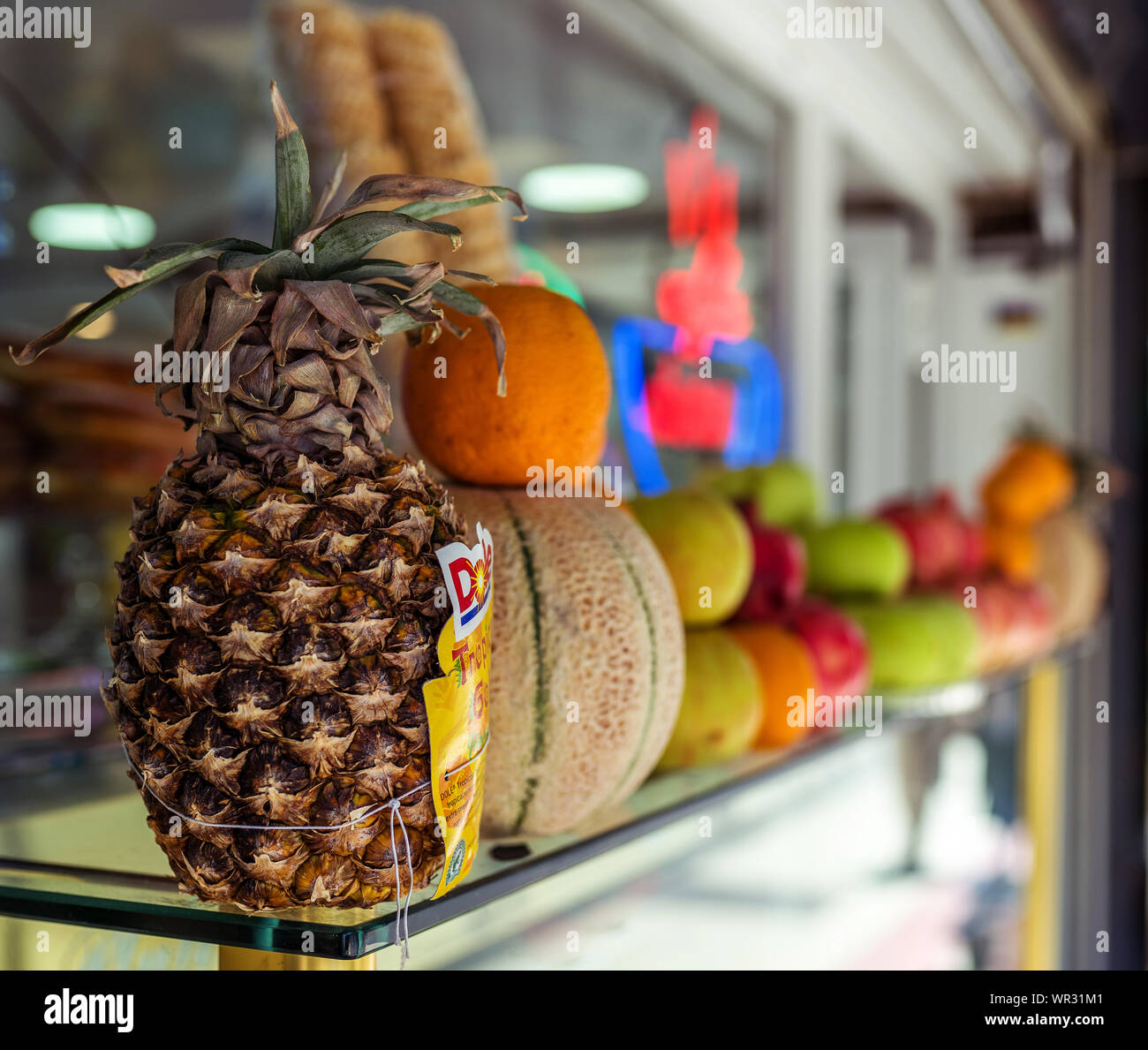 Tropical fruits banana ananas Banque de photographies et d’images à ...