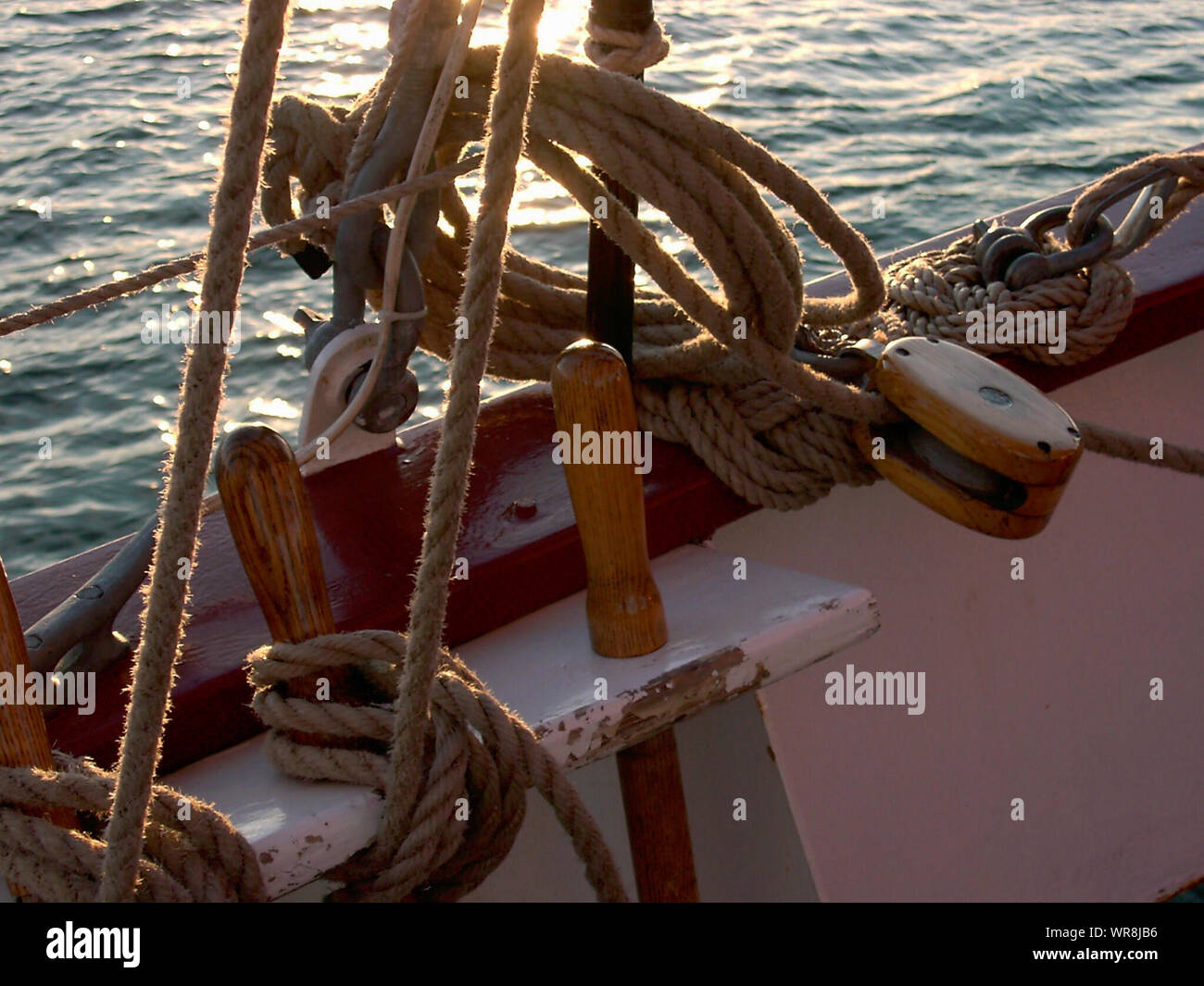 Cordages bateaux Banque de photographies et d’images à haute résolution ...