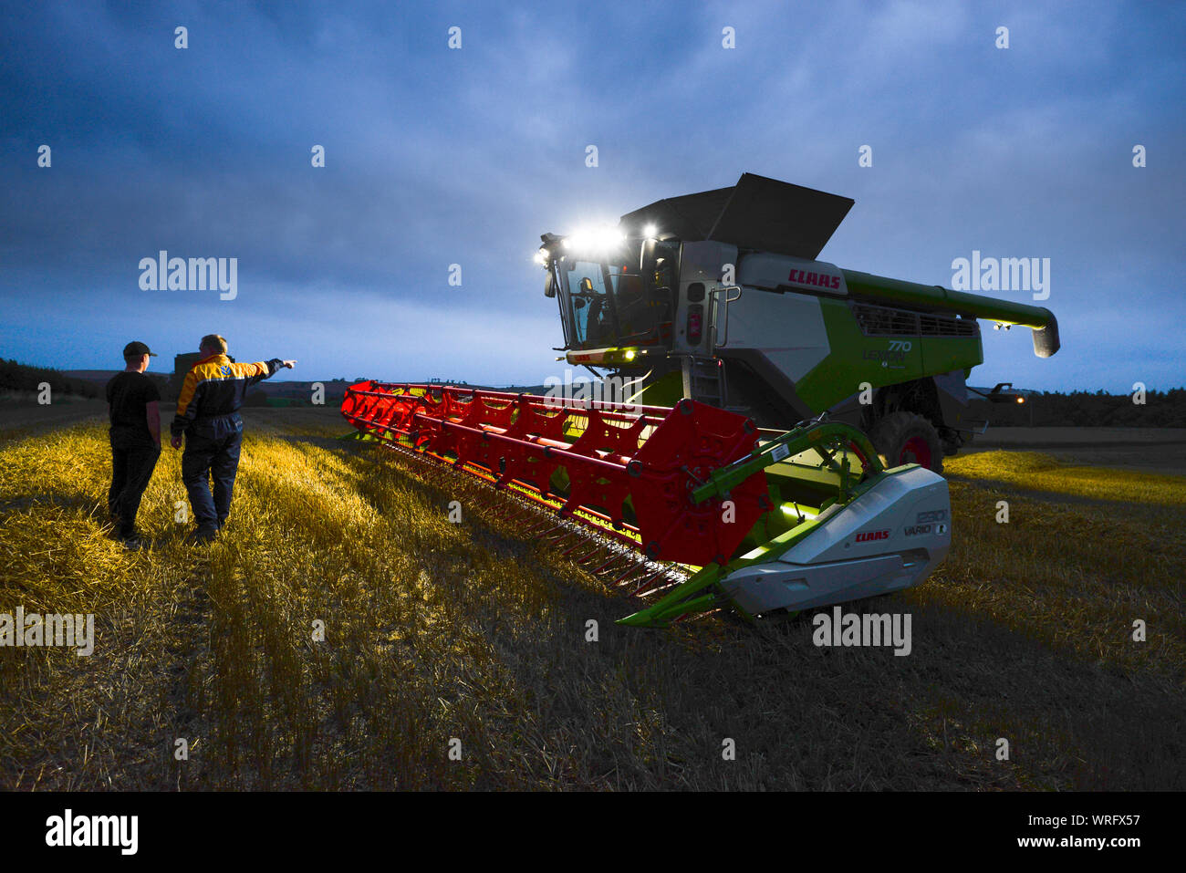 Moissonneuse batteuse claas Banque de photographies et d’images à haute ...