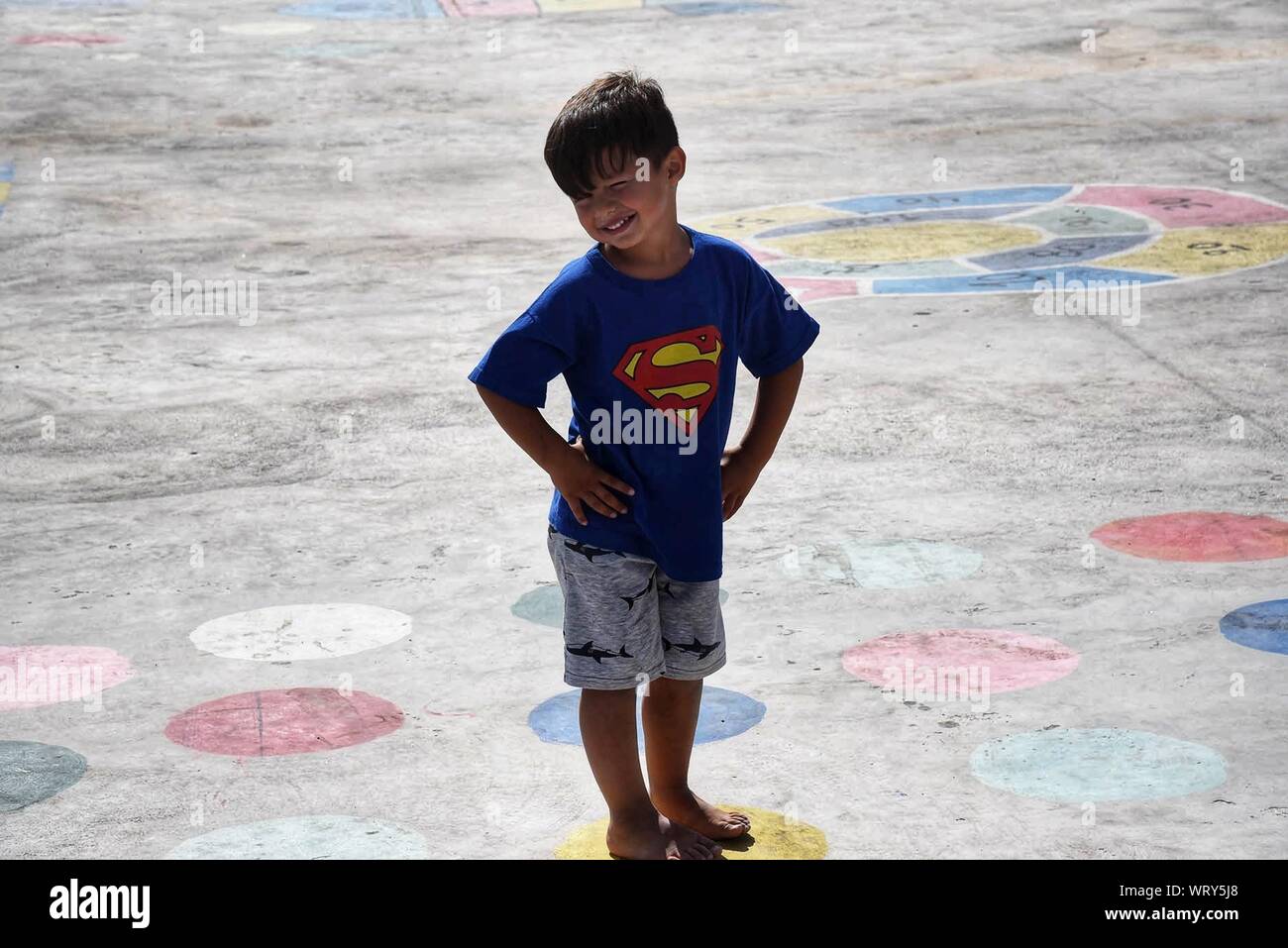 Tache jaune Banque de photographies et d’images à haute résolution - Alamy
