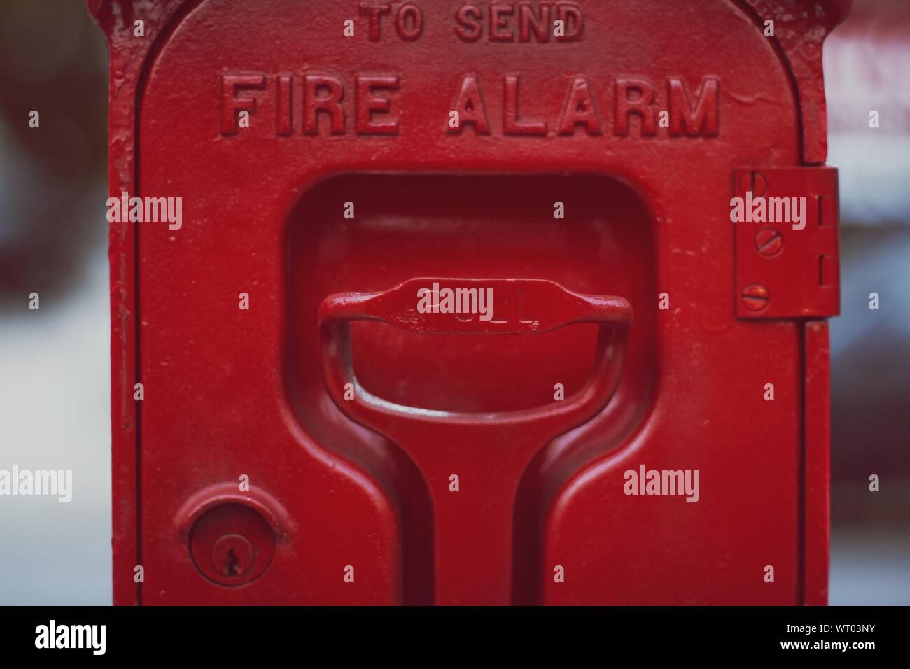 Alarme incendie rouge Banque de photographies et d’images à haute ...