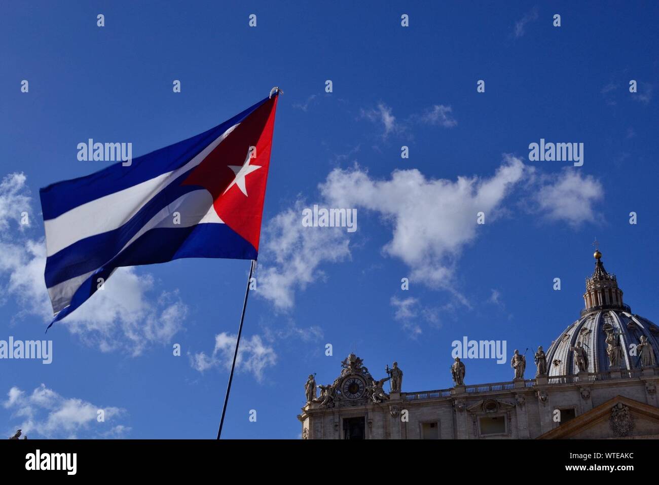 Couleurs Du Drapeau Cubain Banque d'image et photos - Alamy