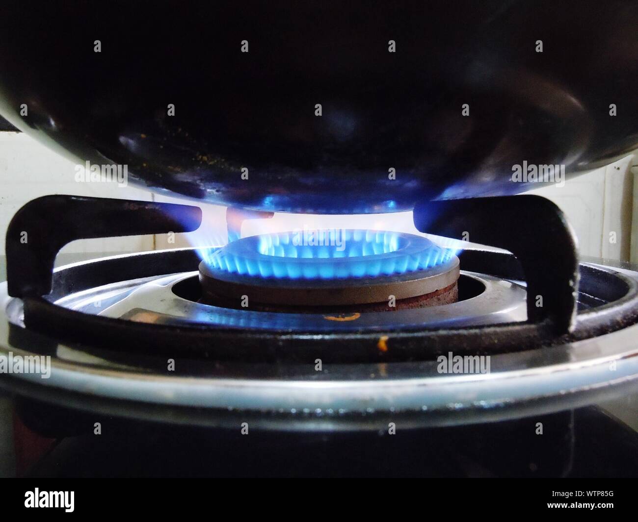 Flamme bruleur Banque de photographies et d’images à haute résolution ...