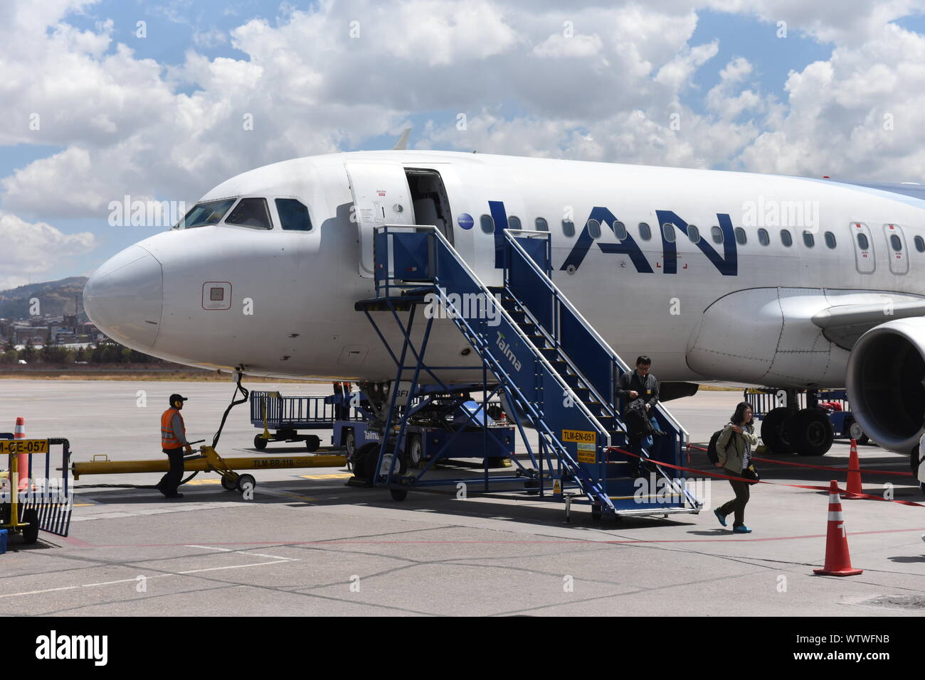 Latam airbus a320 Banque de photographies et d’images à haute ...