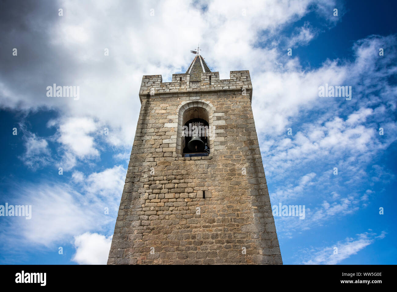 Donjon Tour de Saint Chely d'Apcher, Lozère, l'Occitanie, France Photo ...