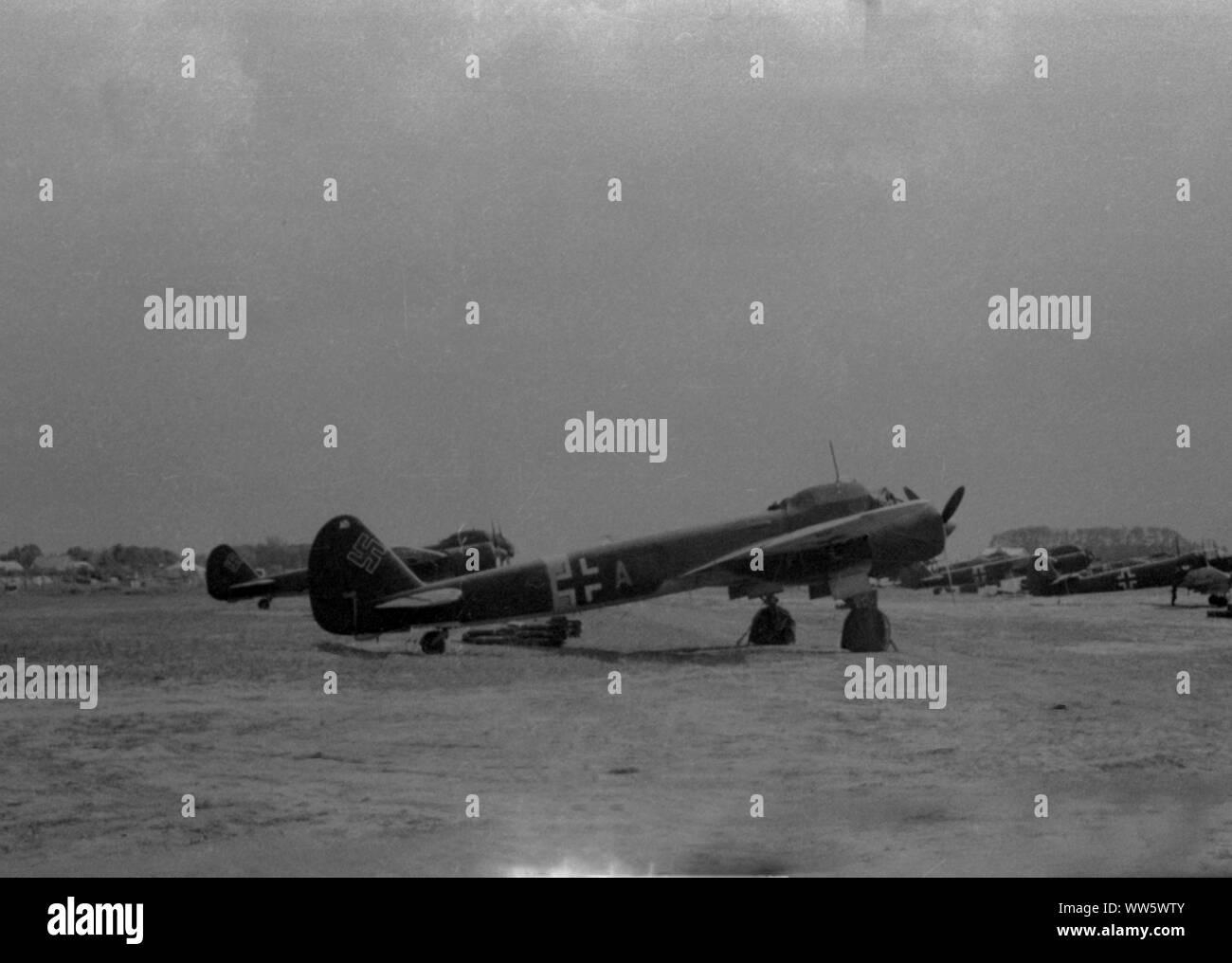 Wehrmacht Luftwaffe Bomber Junkes Ju 88 - German Air Force Bomber ...