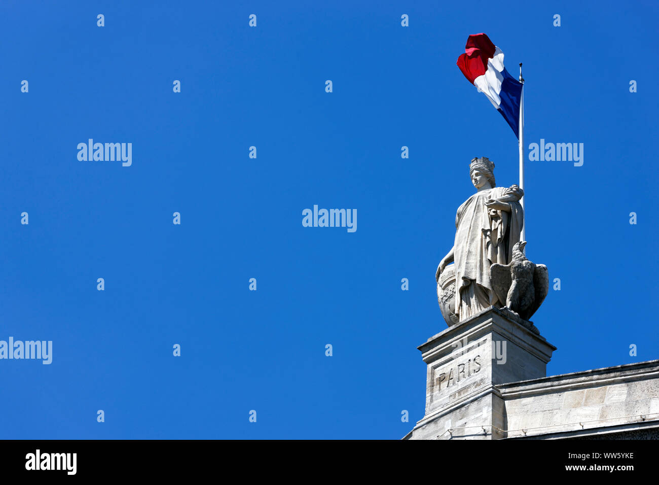 Drapeau france paris Banque de photographies et d’images à haute ...