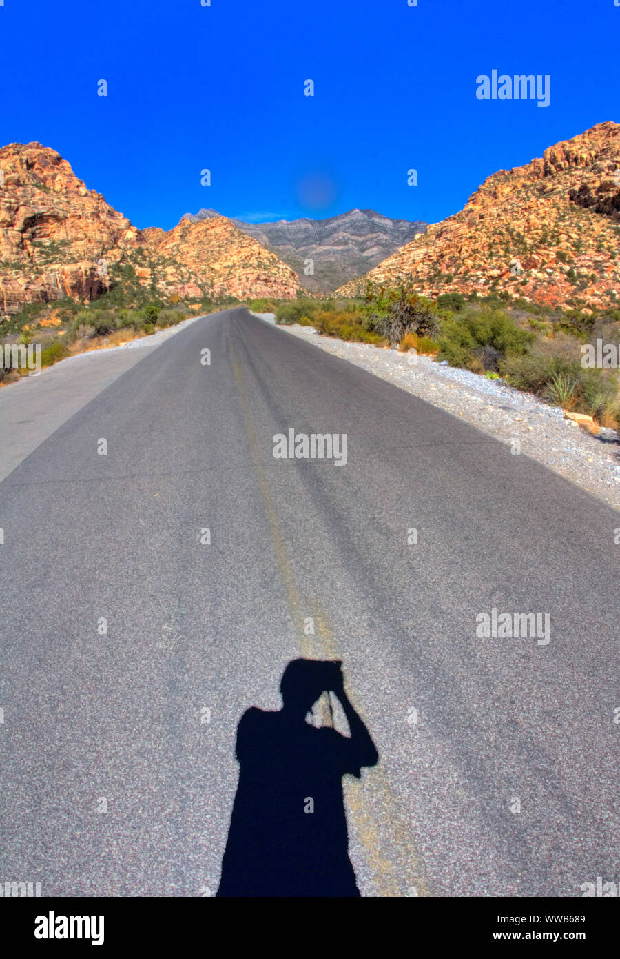 Longue Route Banque d'image et photos - Alamy