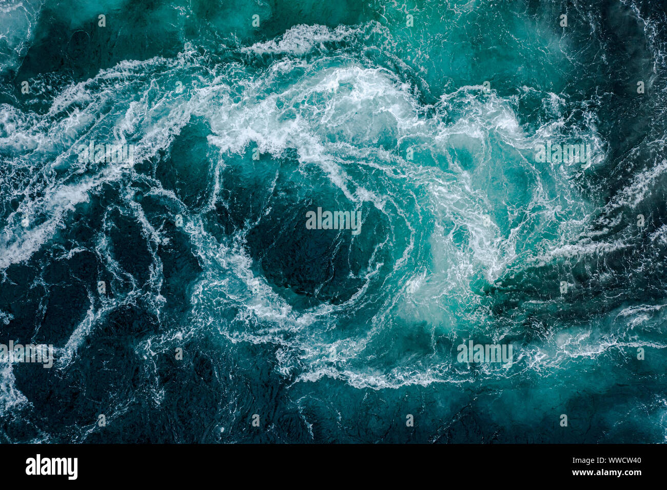 Norway maelstrom whirlpool sea wind Banque de photographies et d’images ...