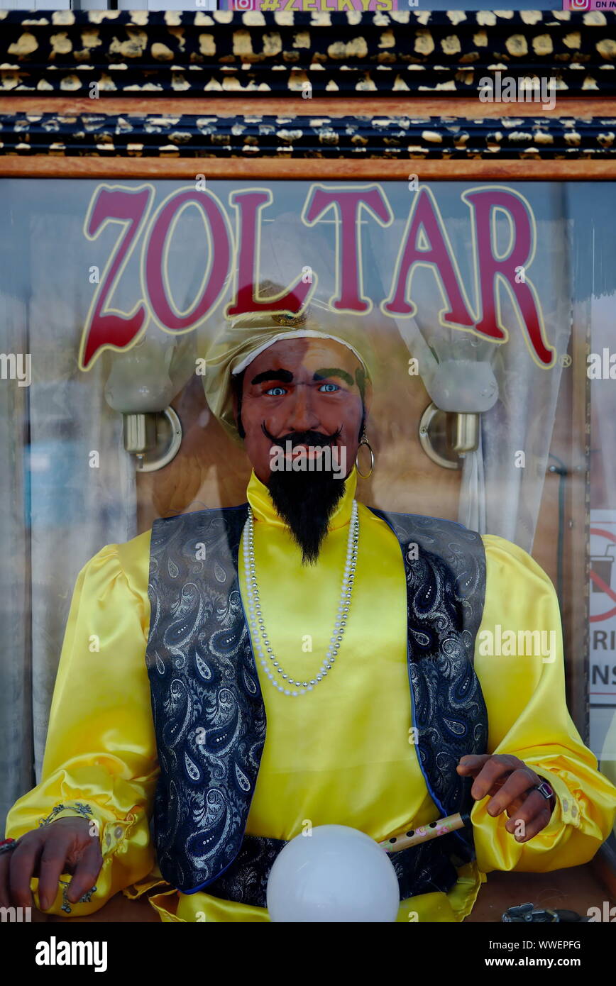 Zoltar fortune telling arcade machine Banque de photographies et d ...