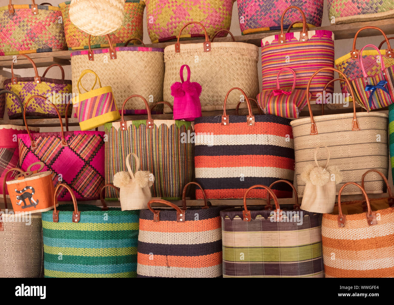 Détails d'une boutique de souvenirs de l'Afrique, Madagascar Photo ...