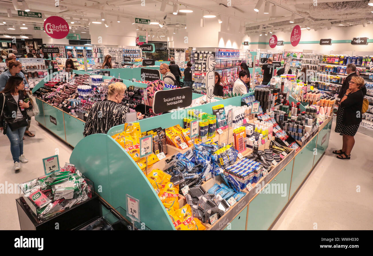 Magasin normal Banque de photographies et d’images à haute résolution ...