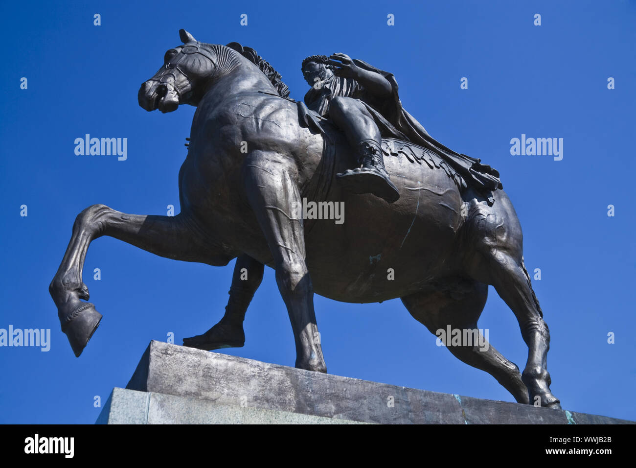 Marc aurel statue Banque de photographies et d’images à haute ...