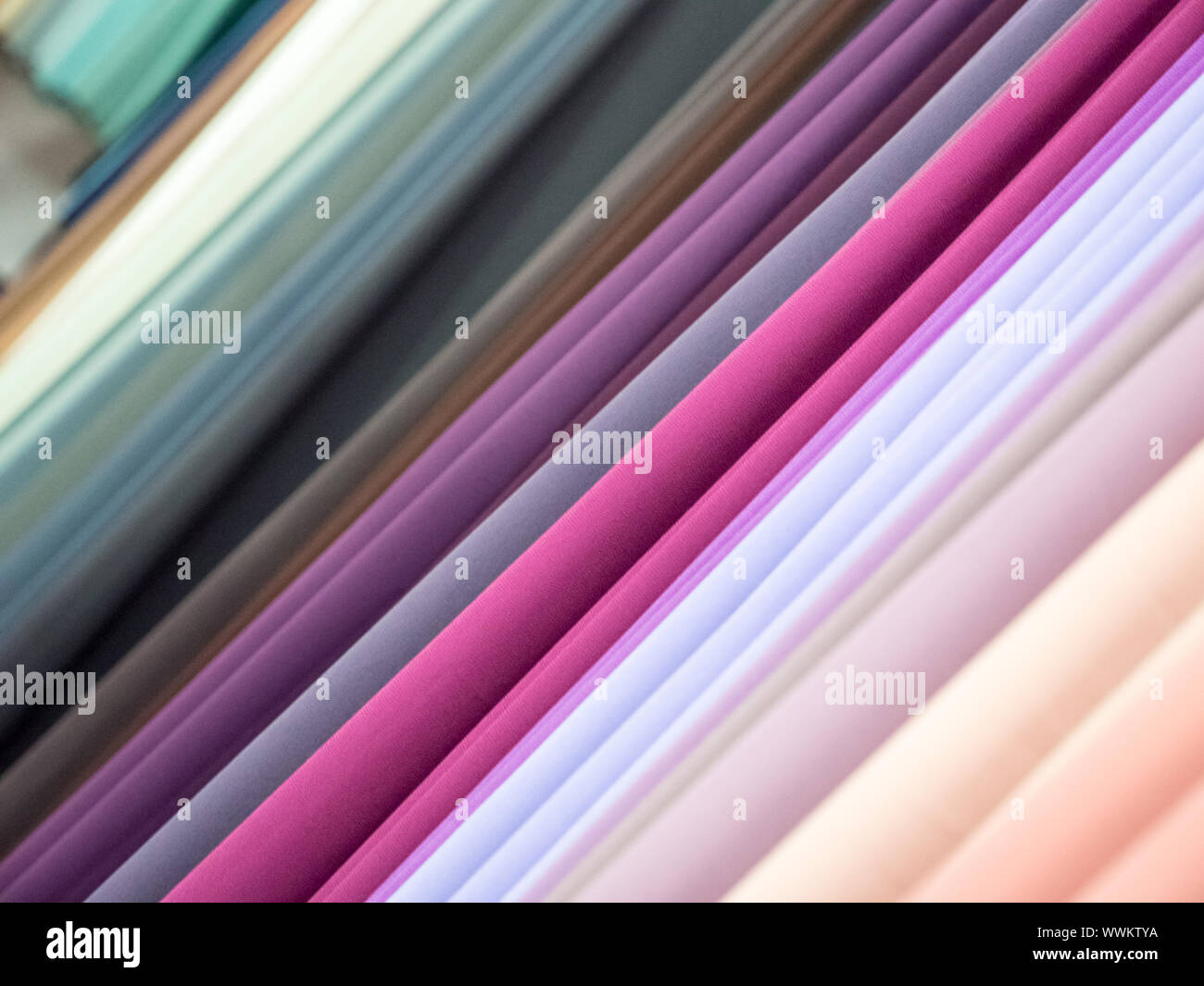 Tissu pendu Banque de photographies et d’images à haute résolution - Alamy