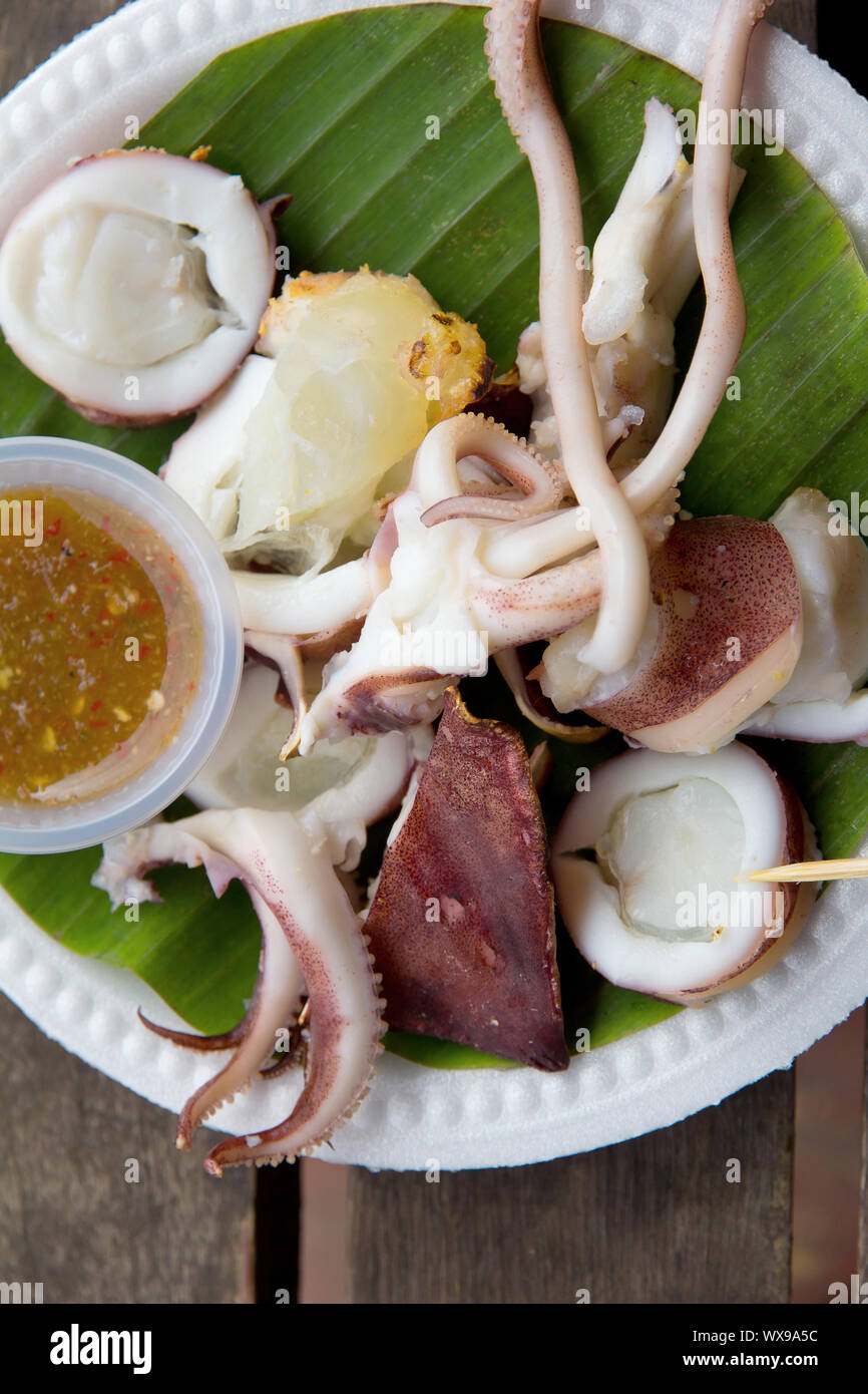 Roast squid Banque de photographies et d’images à haute résolution - Alamy