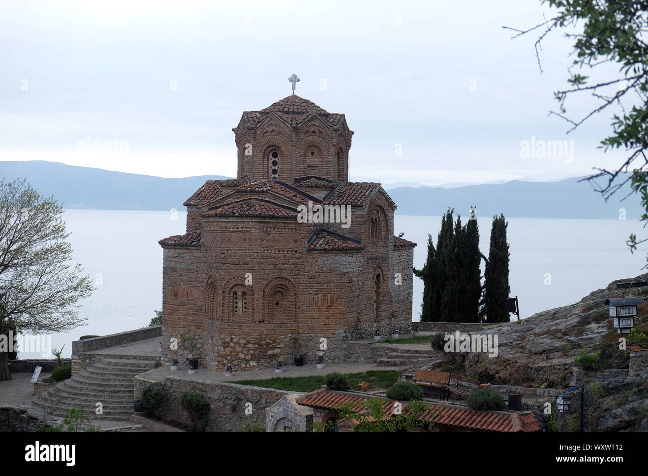 Saint kaneo Banque de photographies et d’images à haute résolution - Alamy