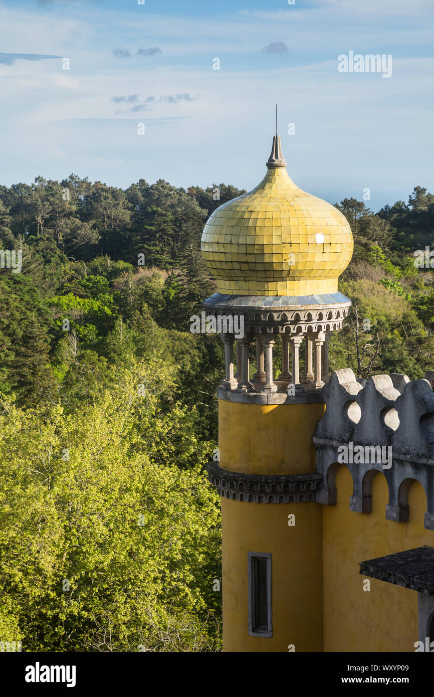 Jolie ronde de style mauresque Banque de photographies et d’images à ...