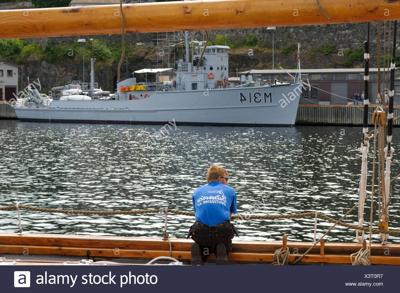 Dragueur De Mines Banque d'image et photos - Alamy