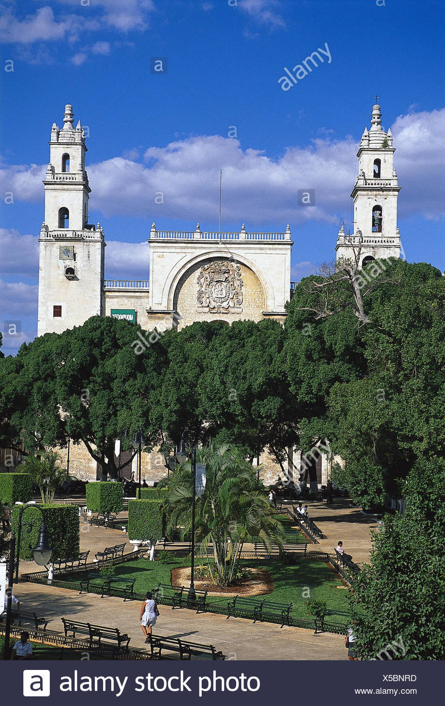 Merida Mexico Zocalo Cathedral Banque d'image et photos - Alamy