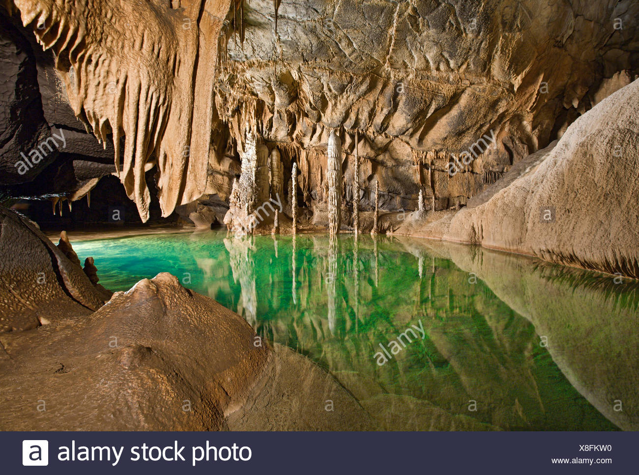 Grotte Stalagmite Banque d'image et photos - Alamy