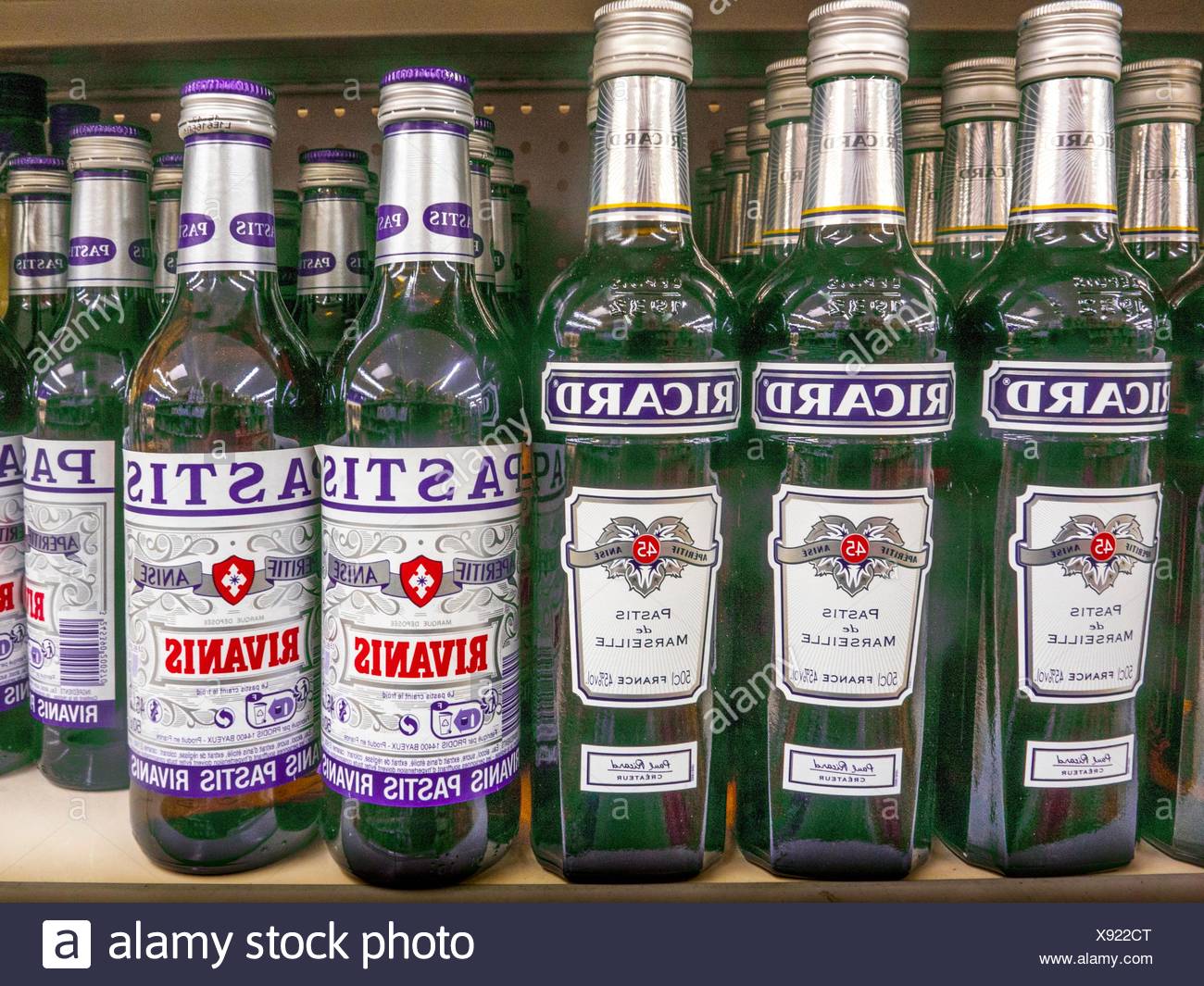 Ricard Pastis Banque d'image et photos - Alamy